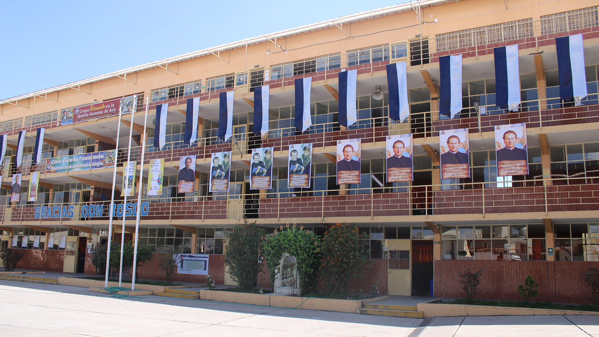 Nosotros – Colegio Salesiano Técnico Don Bosco (Huancayo)